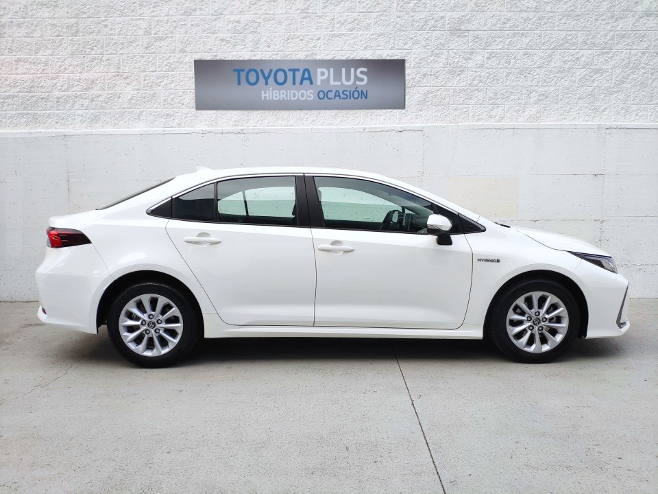 TOYOTA COROLLA SEDAN de Ocasión en Santiago - A Coruña